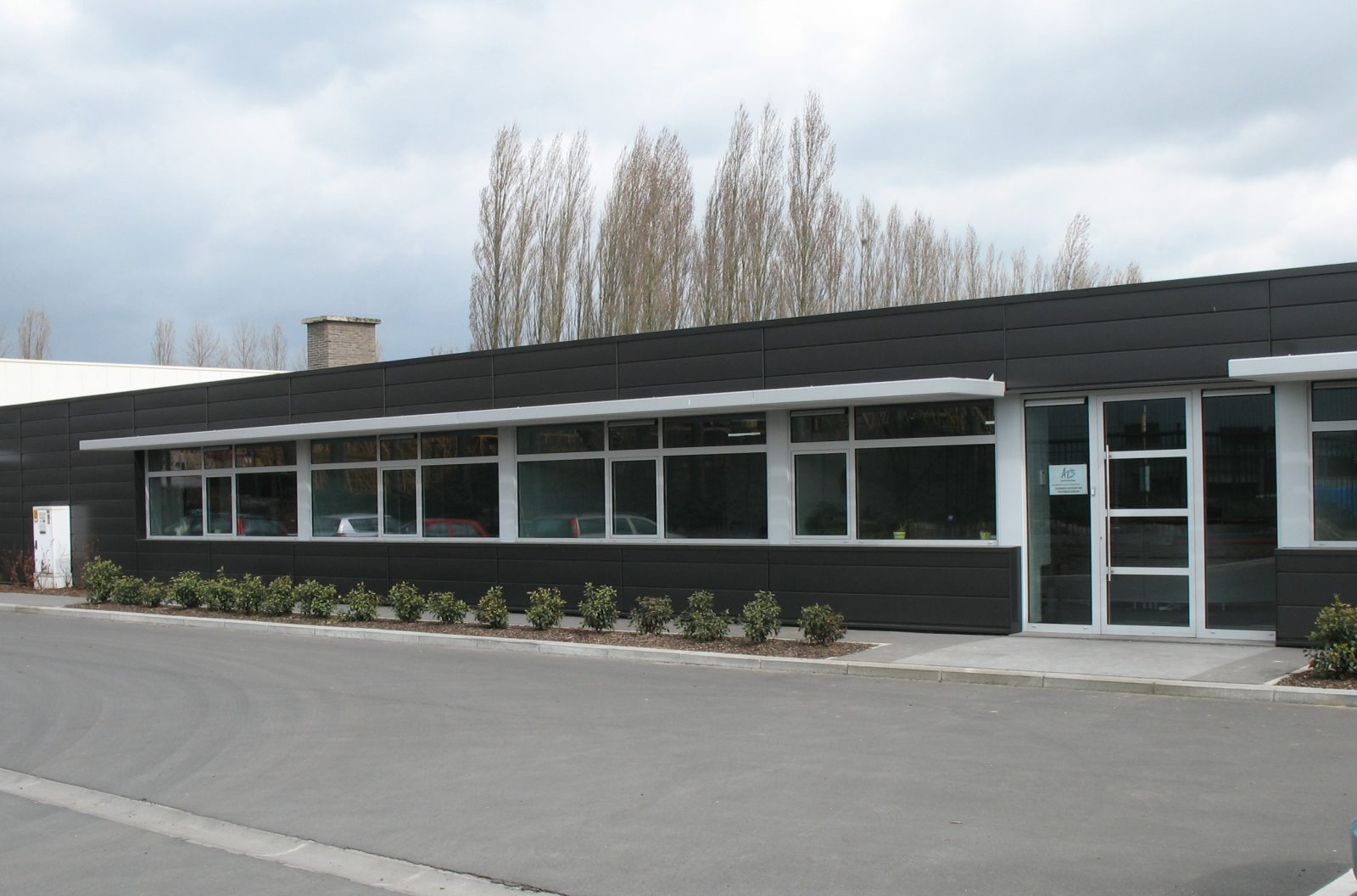 Distribution electrical equipment industry - ATS Group - 5 locations